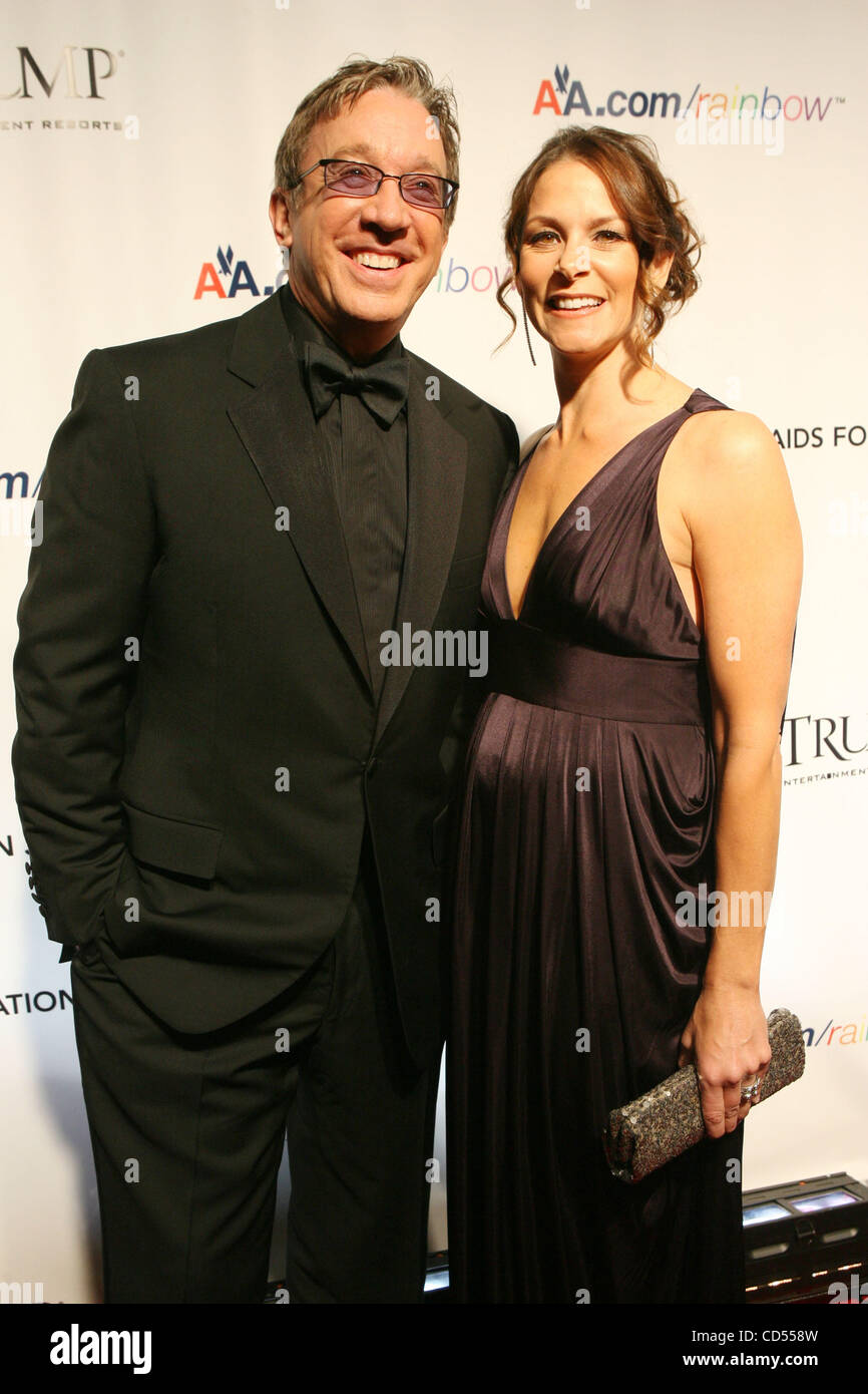 Tim Allen with his wife. "An Enduring Vision" Seventh Annual Benefit ...