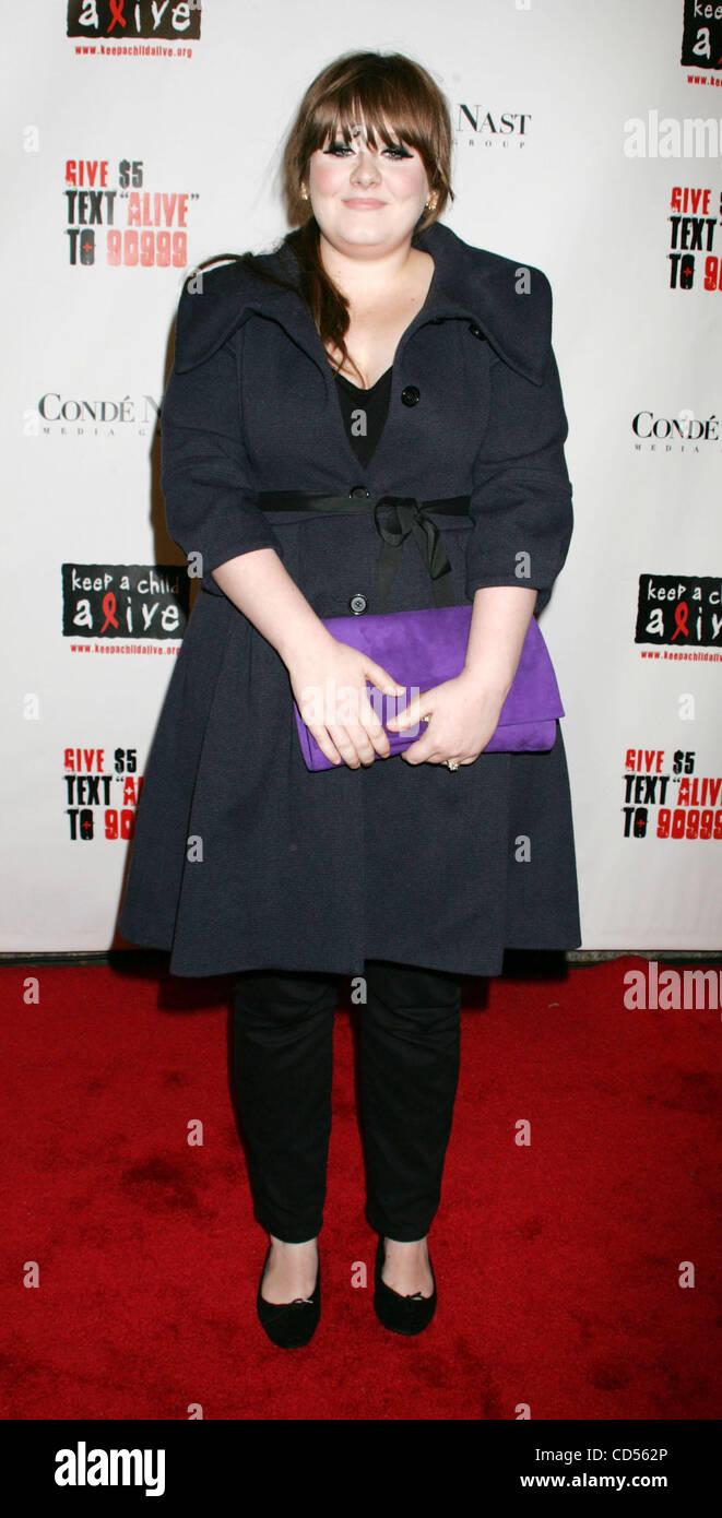 Nov 13, 2008 - New York, NY, USA - Singer ADELE at the arrivals for the ...