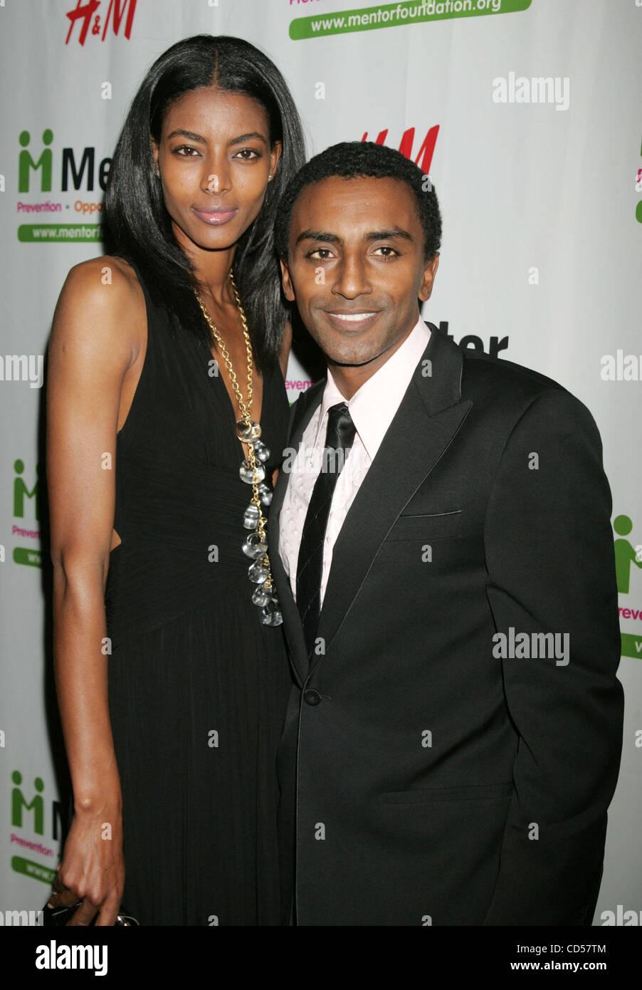 Nov 20, 2008 - New York, NY, USA - Chef MARCUS SAMUELSSON and ...