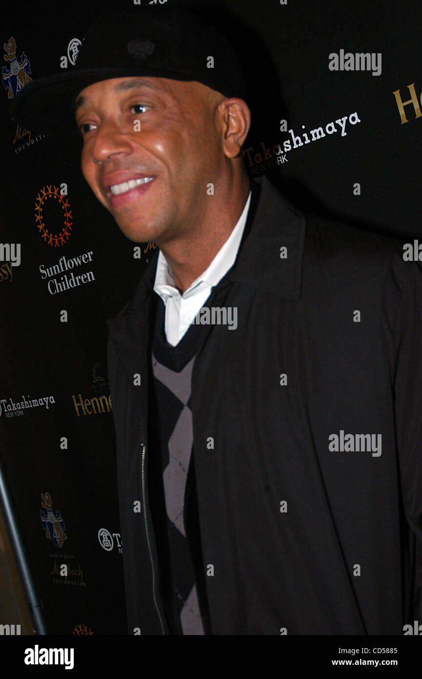 Nov 21, 2008 - New York, New York, USA - Rap mogul RUSSELL SIMMONS at ...