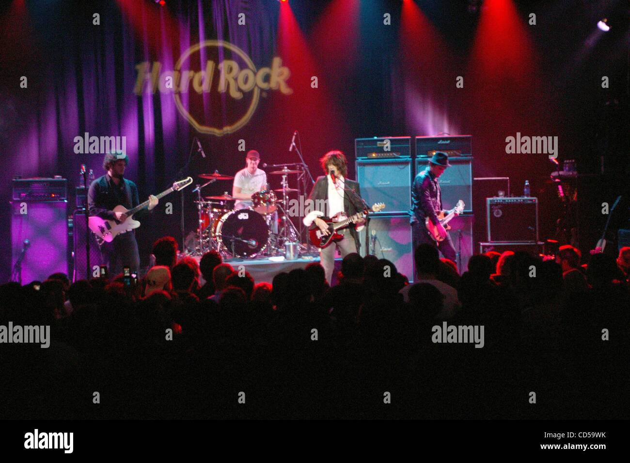 Adrian perry hi-res stock photography and images - Alamy