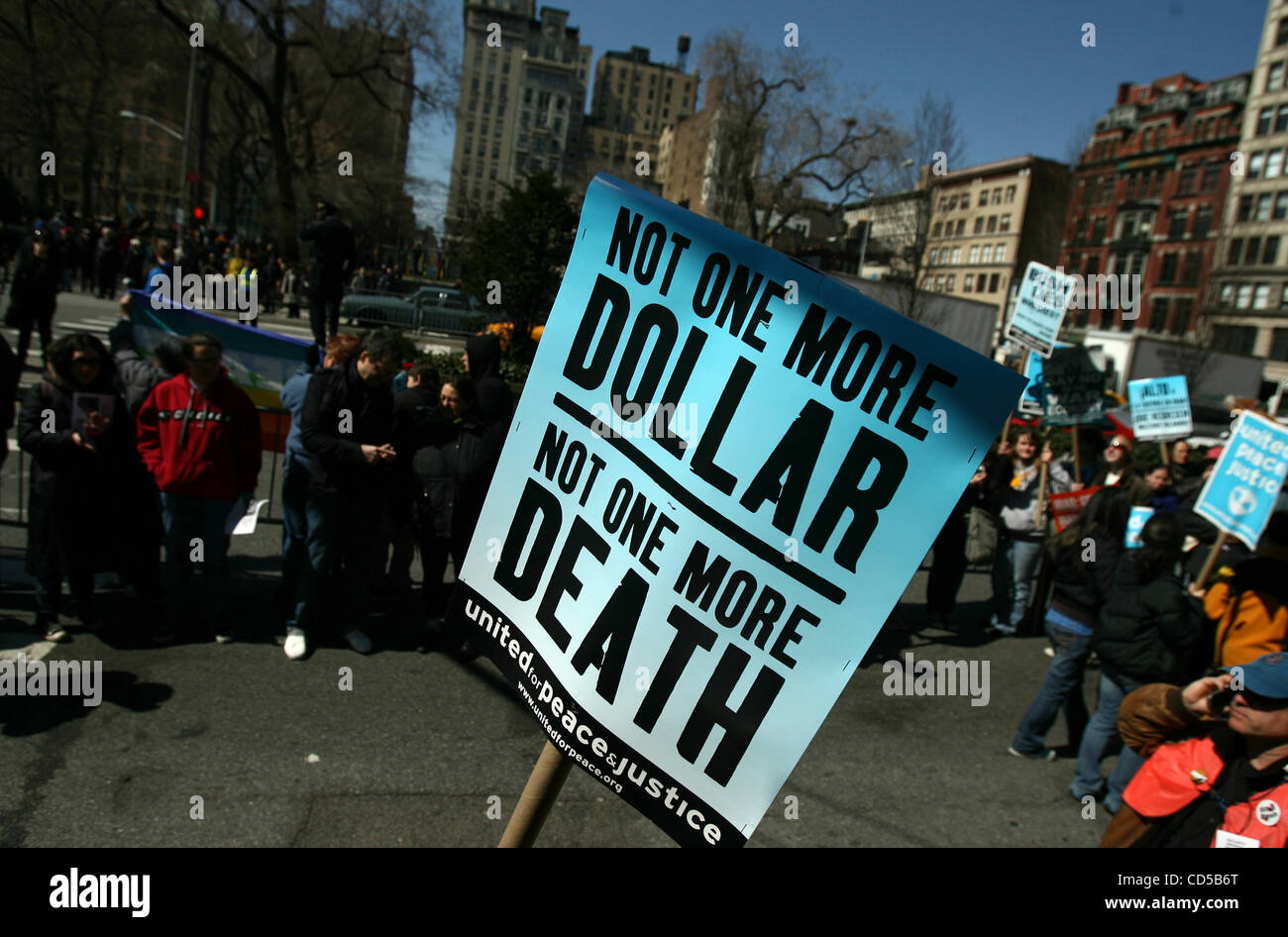 peace activists, aiming to form a human chain across the width of the ...