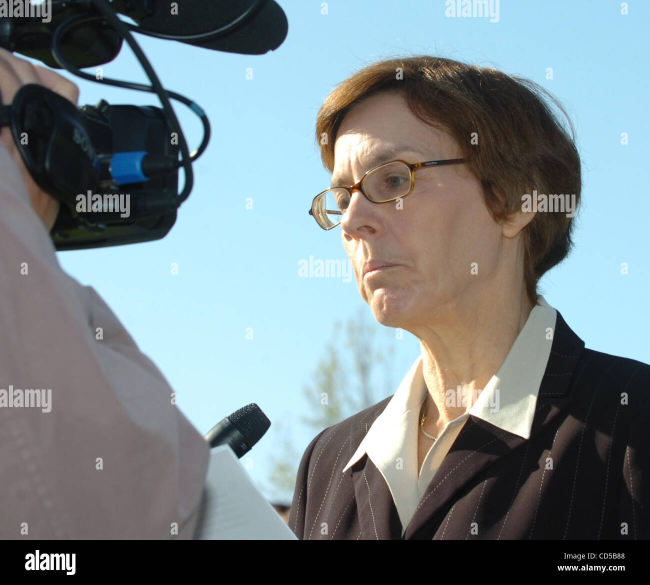 With his wife carolyn hi-res stock photography and images - Alamy