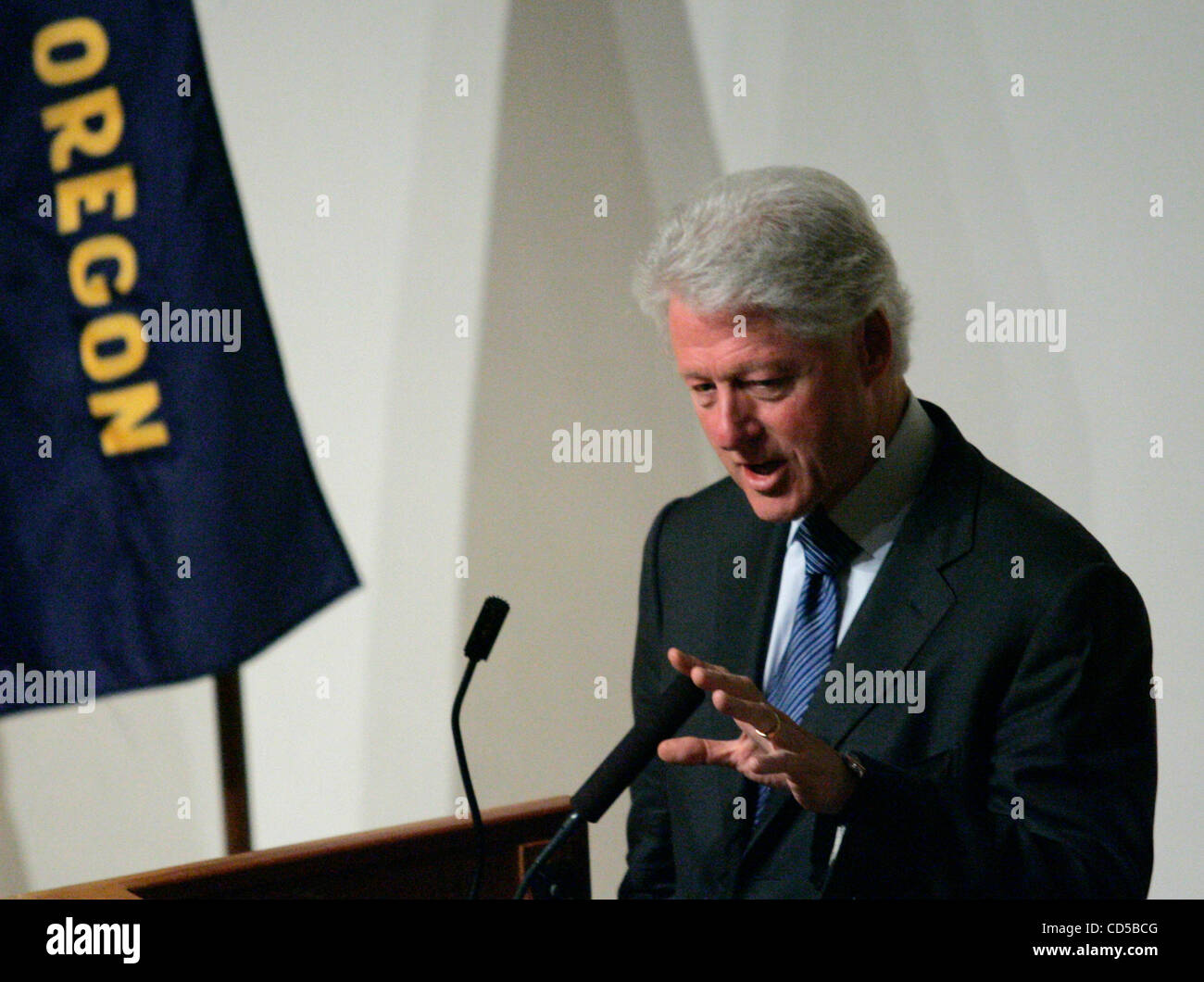 Mar 31, 2008 - Portland, Oregon, USA - Former President BILL CLINTON ...