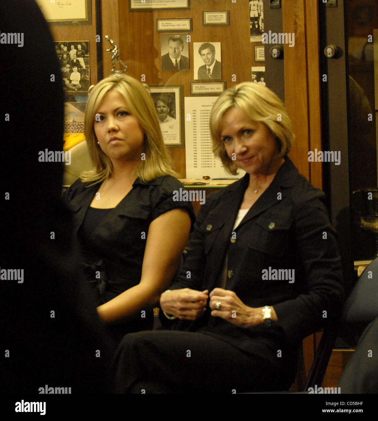 Coach Mike Montgomery's family daughter Anne Montgomery and wife Sarah ...