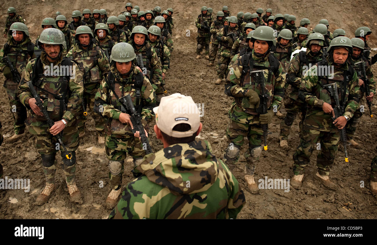Apr 09, 2008 - Camp Morehead, Afghanistan - Afghan Commandos are given ...