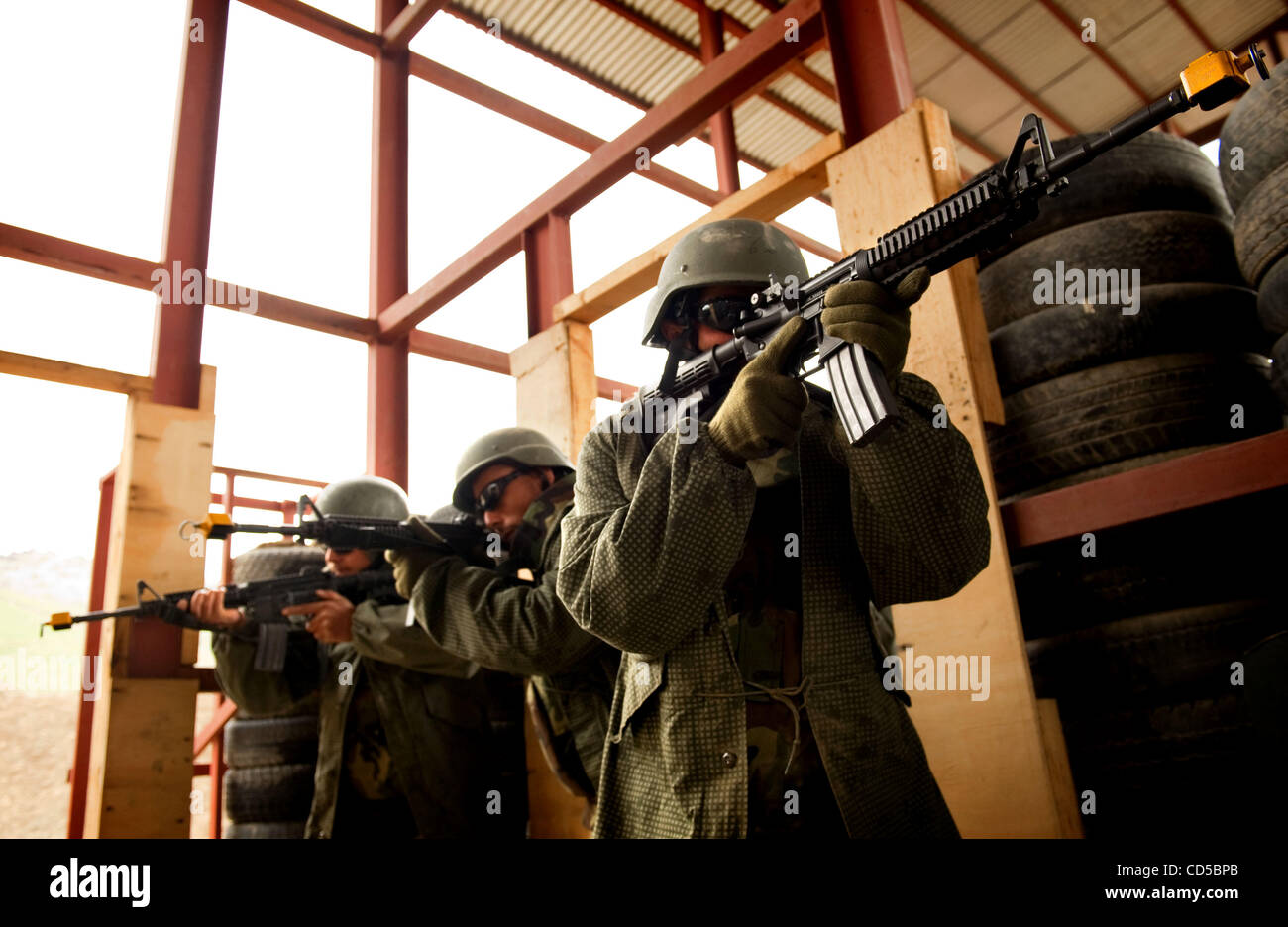 Apr 09, 2008 - Camp Morehead, Afghanistan - Afghan Commandos go through ...