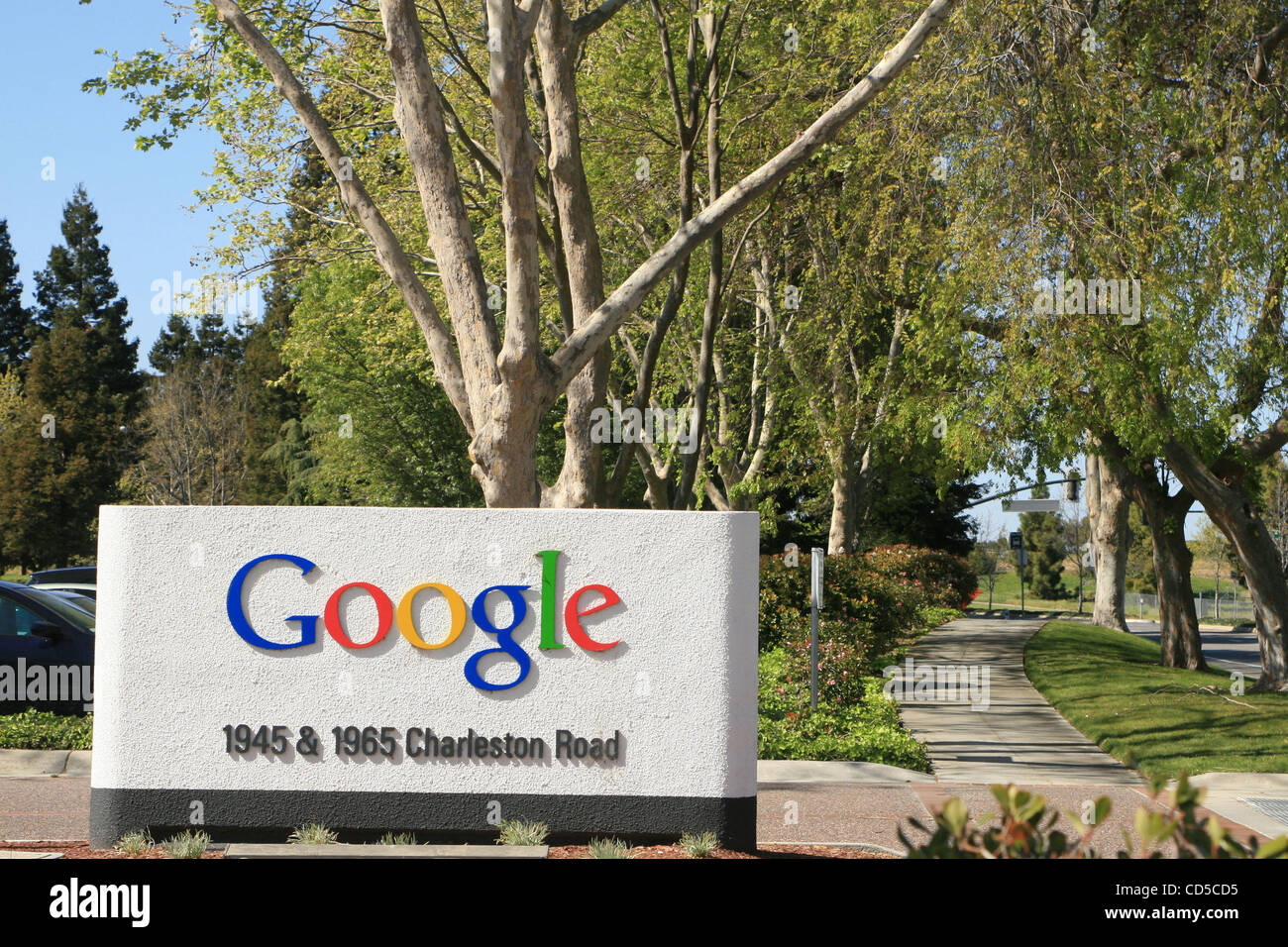 Apr 15, 2008 - Mountain View, California, USA - The headquarters of ...