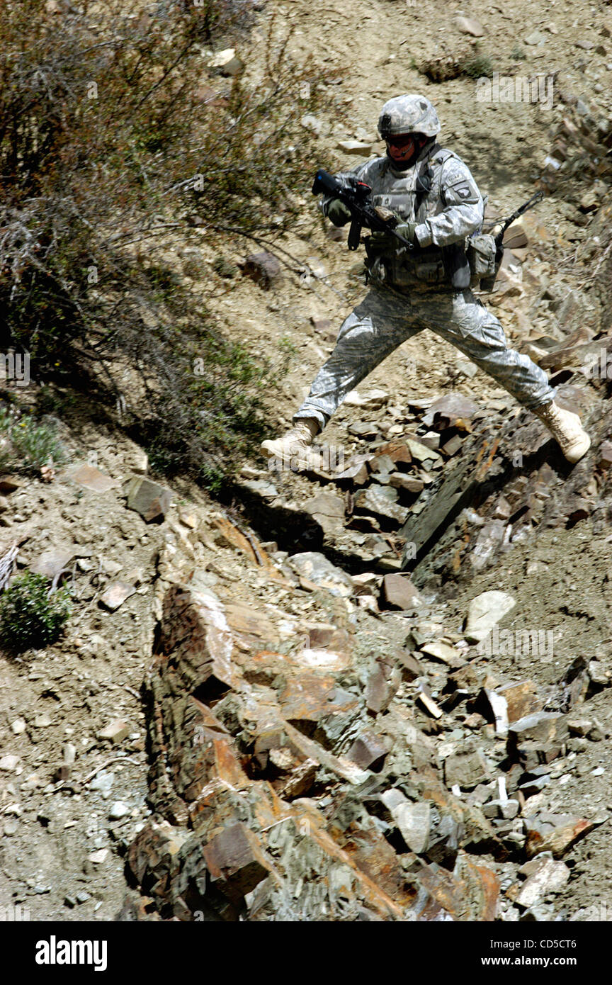 Apr 18, 2008 - Paktya Province, Afghanistan - A soldier of the 1-61 ...