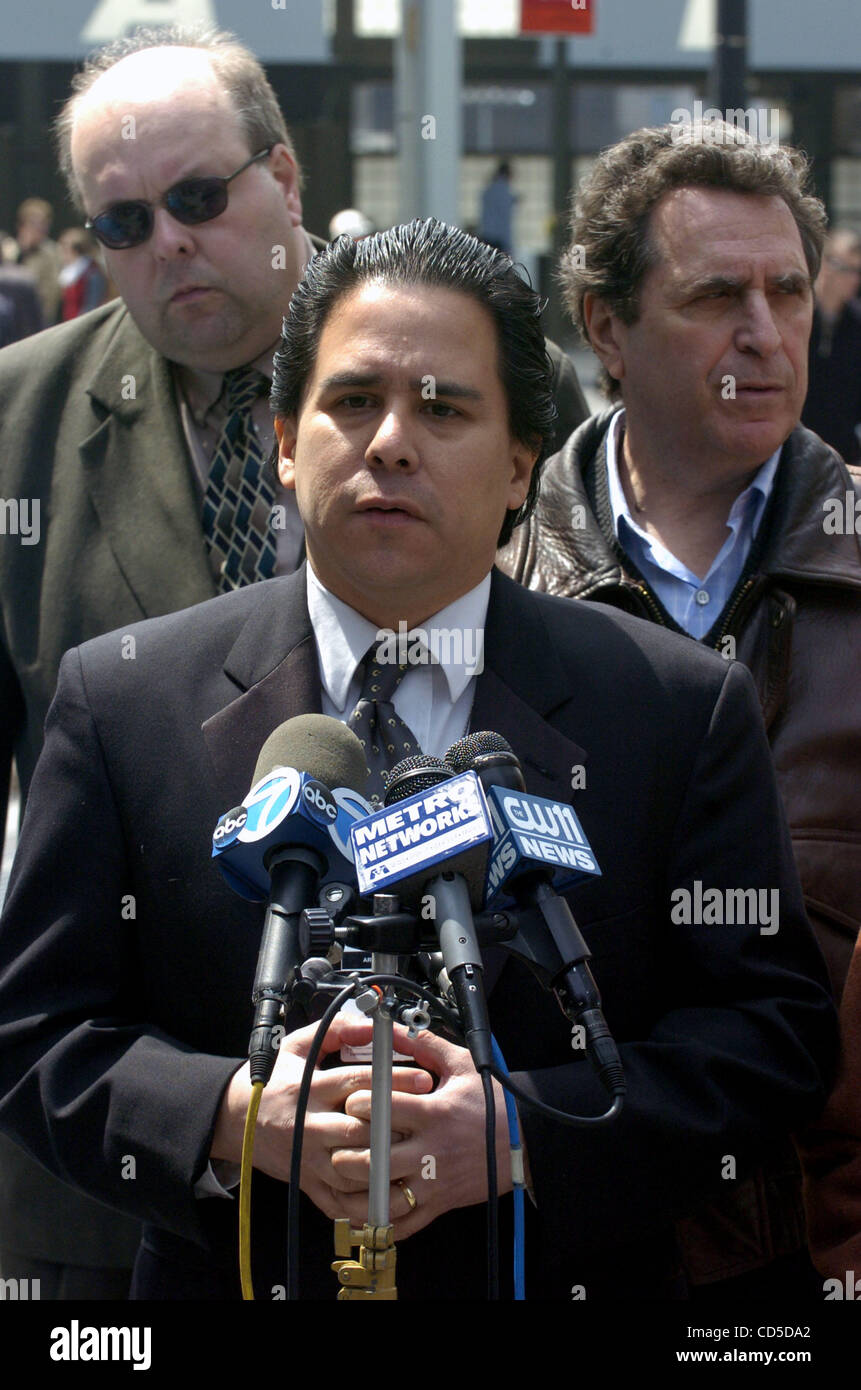 Architect John Calderon speaks as attorney Norman Siegel (R) and Glenn ...
