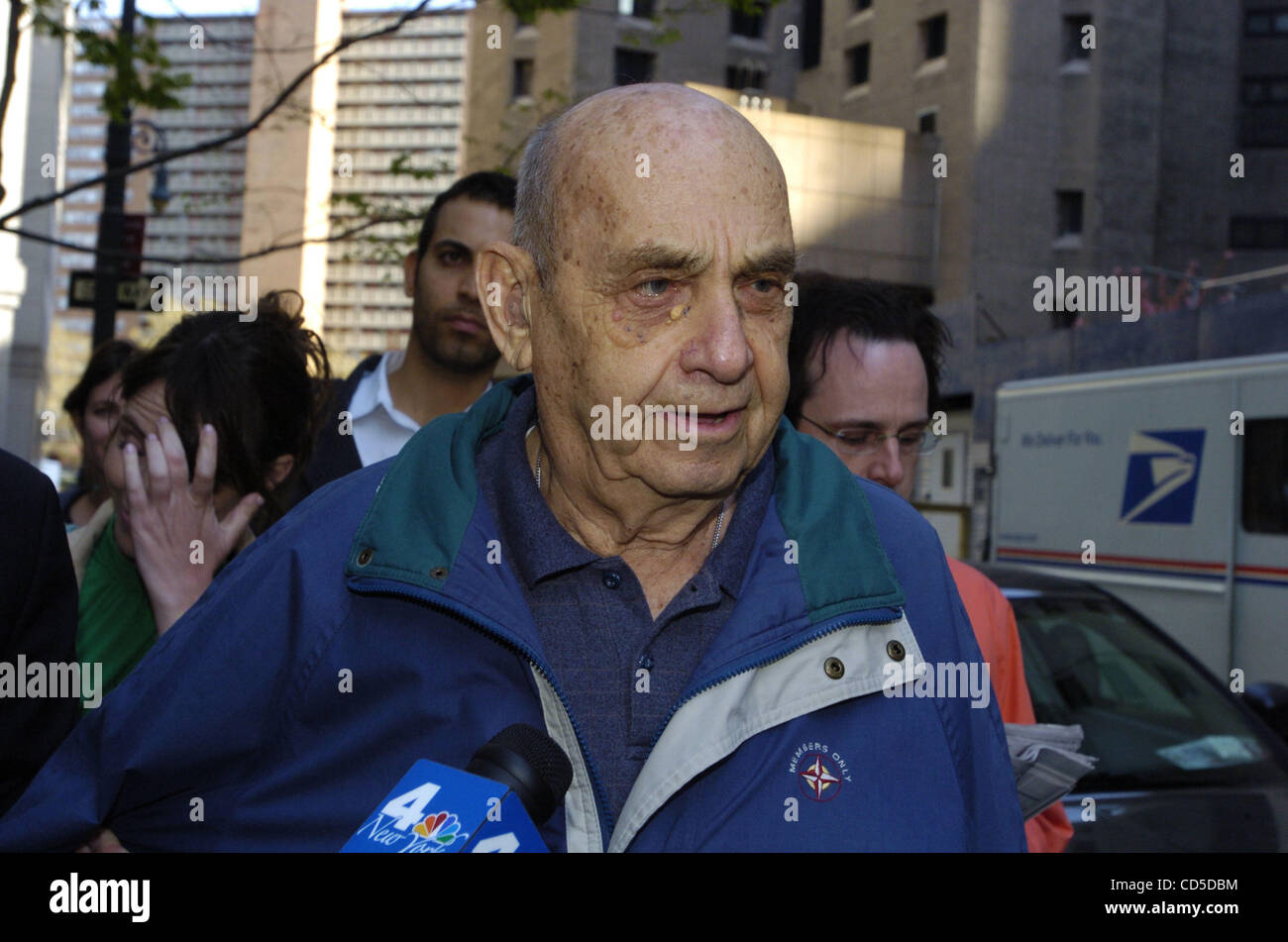 Apr 22, 2008 - Manhattan, NY, USA - BEN-AMI KADISH is arraigned and ...