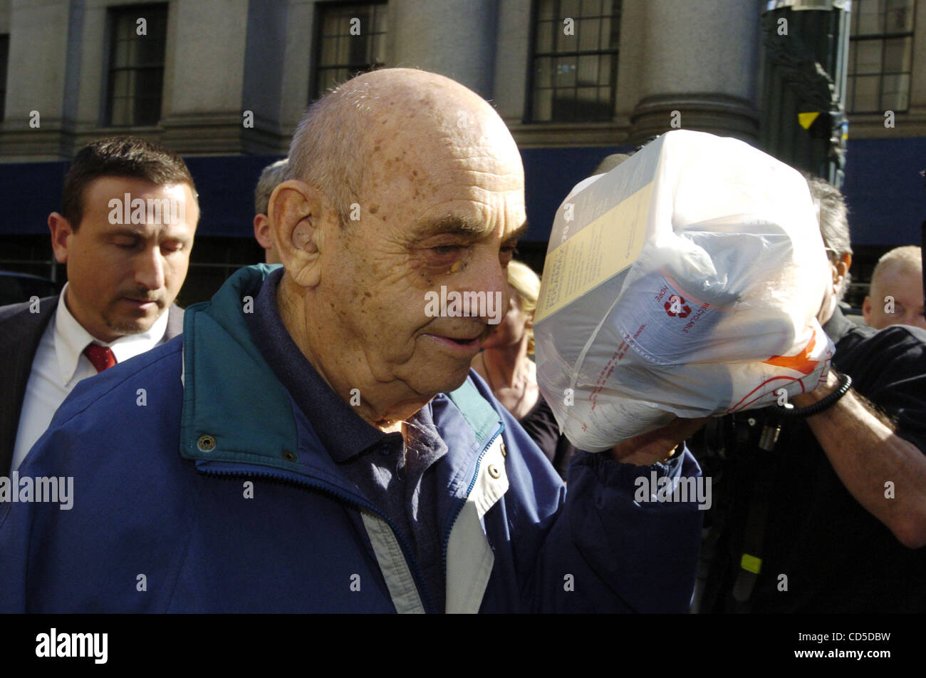 Apr 22, 2008 - Manhattan, NY, USA - BEN-AMI KADISH is arraigned and ...