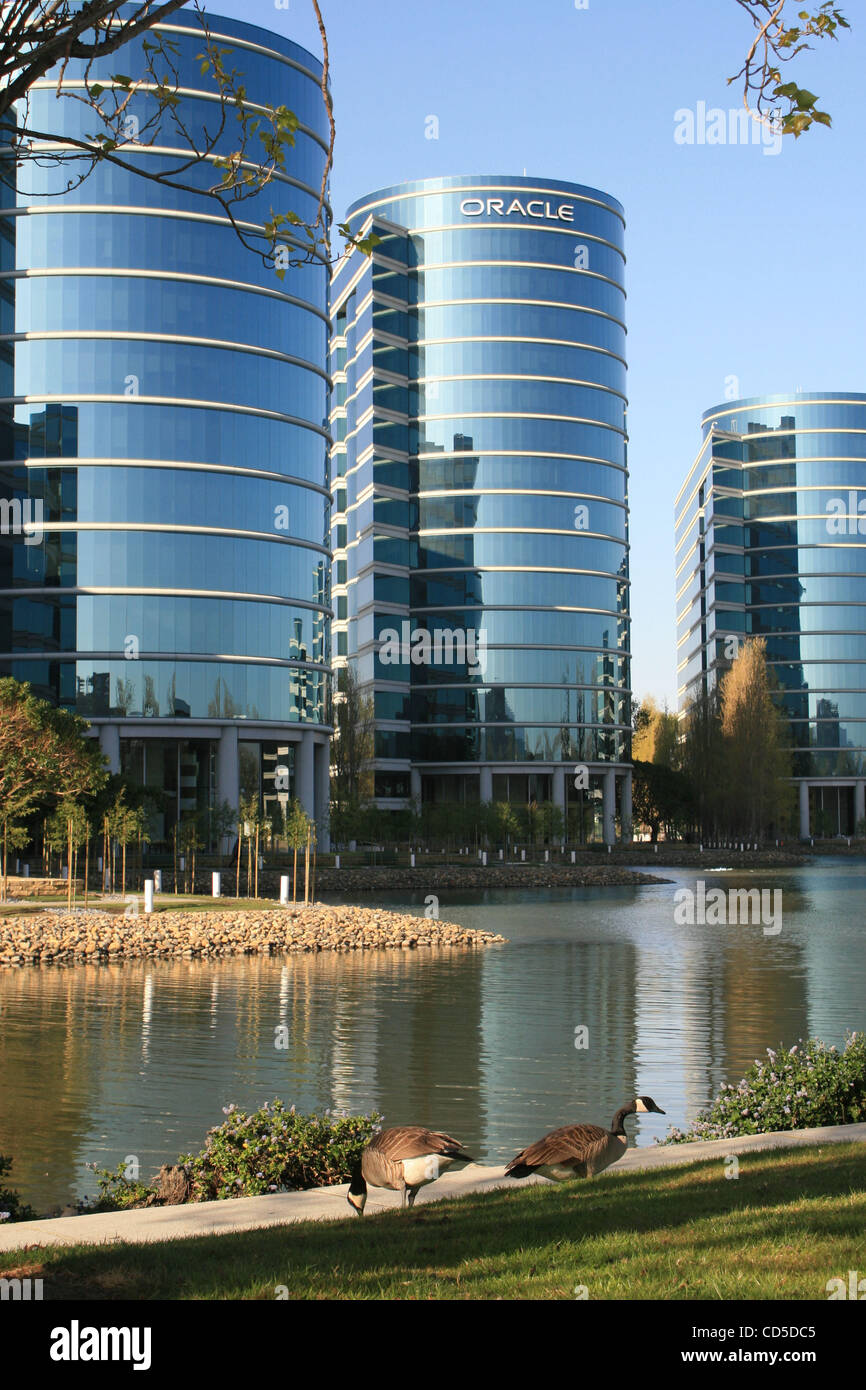 Apr 22, 2008 - Redwood Shores, California, USA - The headquarters of ...
