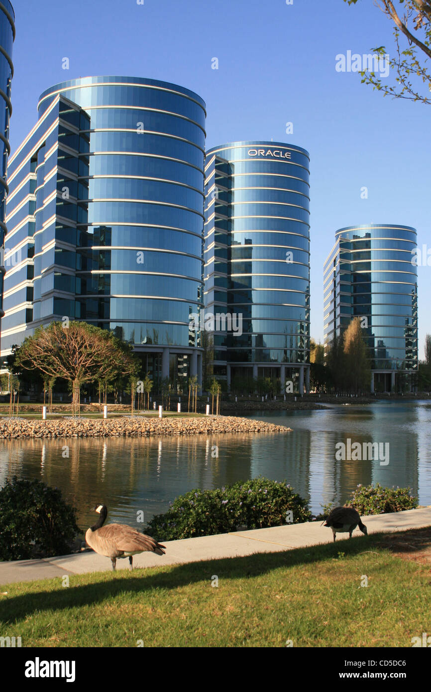 Apr 22, 2008 - Redwood Shores, California, USA - The headquarters of ...