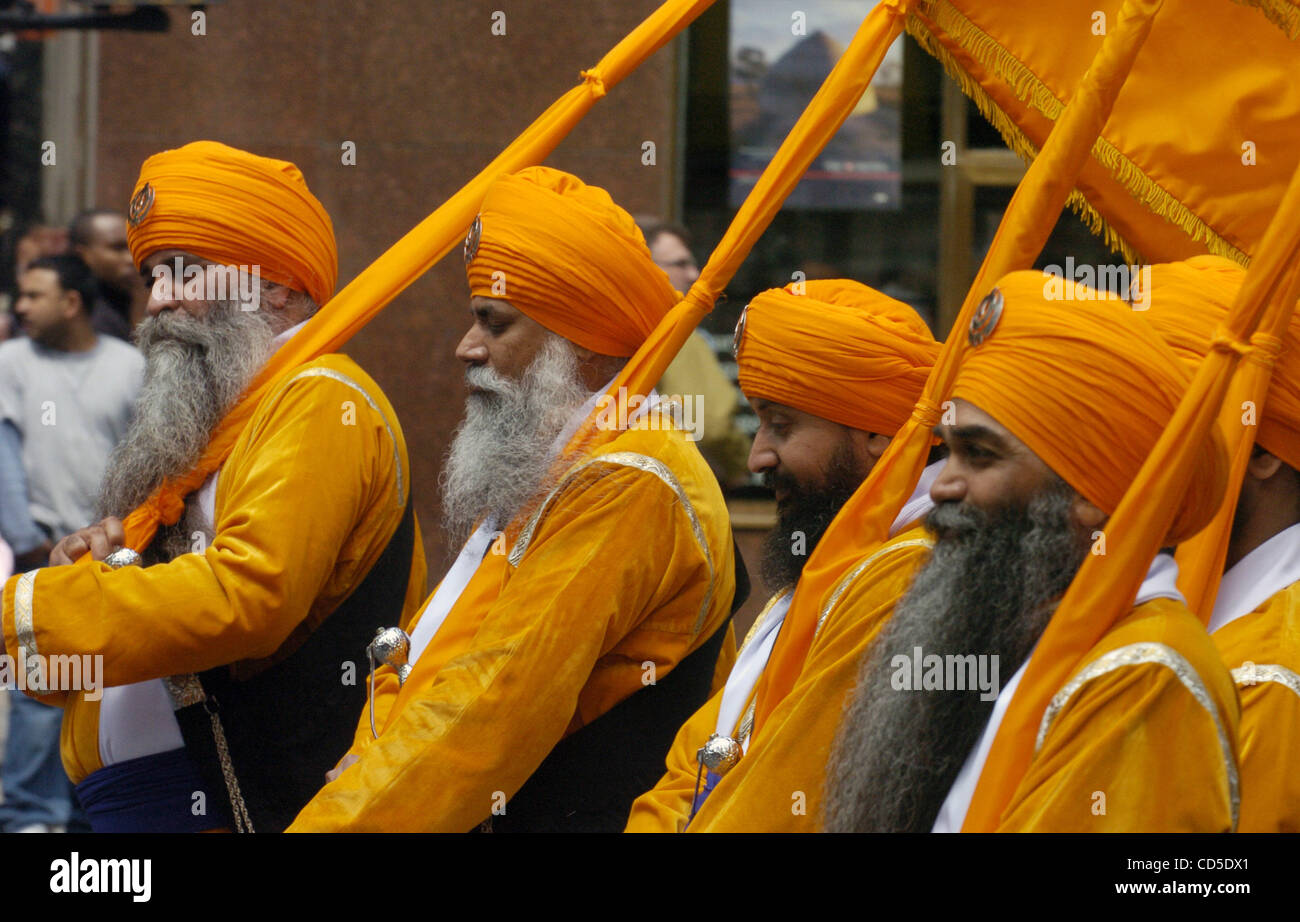 21st Annual Sikh Day Parade along Broadway Stock Photo - Alamy