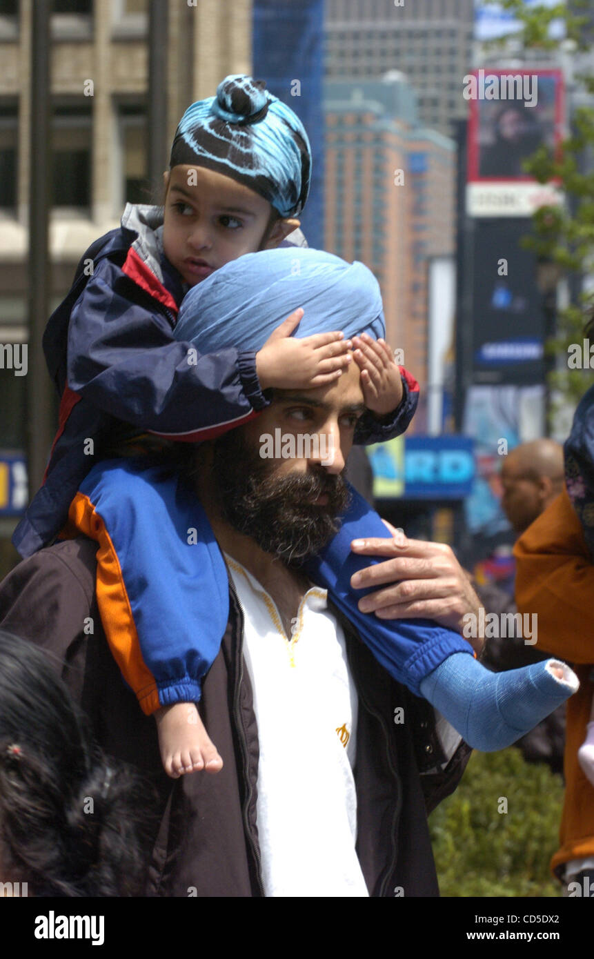 21st Annual Sikh Day Parade along Broadway Stock Photo - Alamy