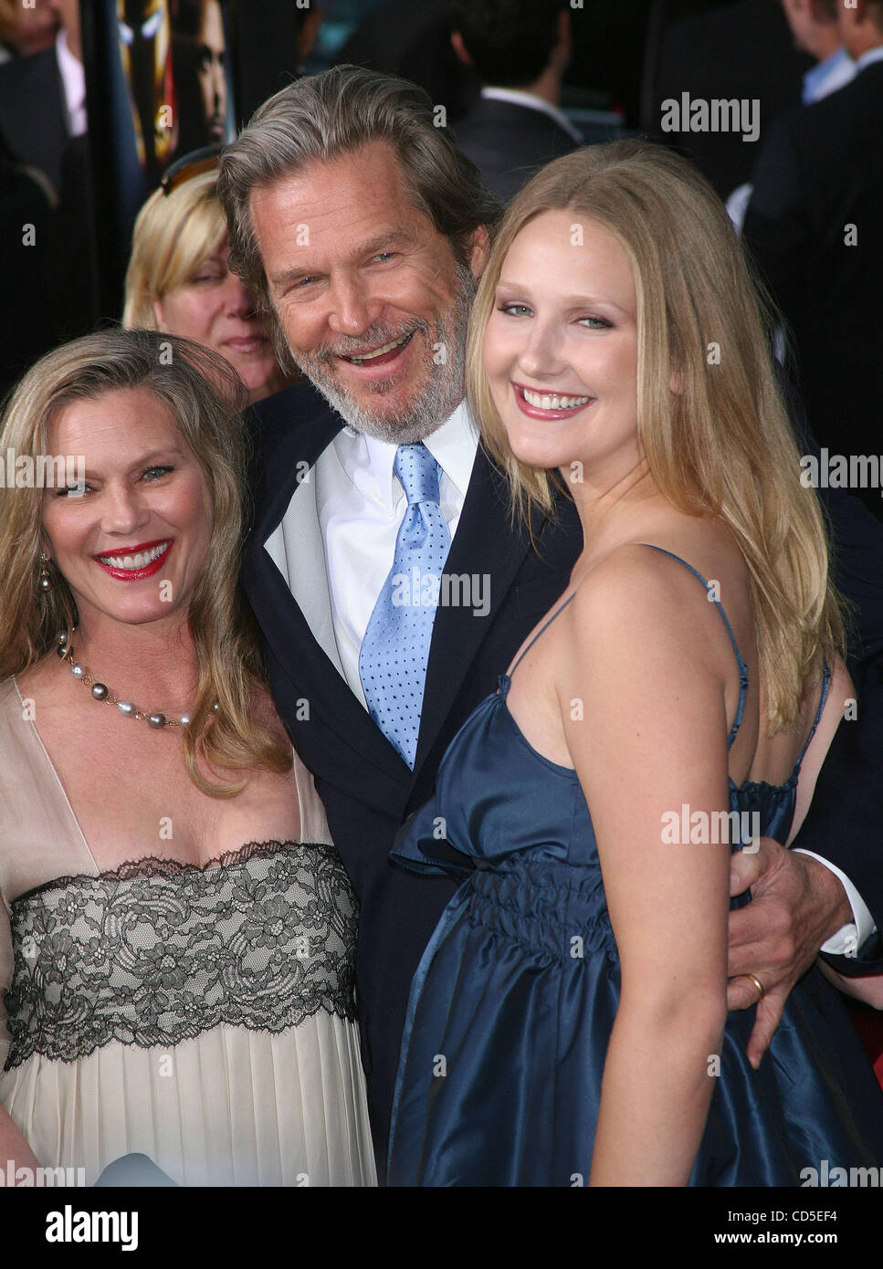 Actor Jeff Bridges, wife and daughter at the Iron Man Premiere held at ...