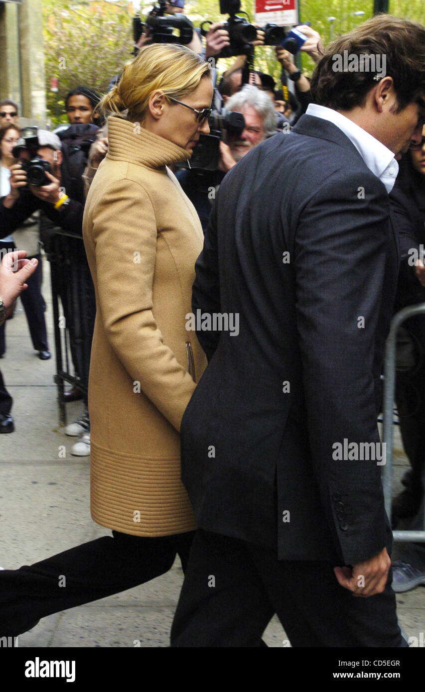 Uma Thurman exits Court after testifying in the case against Jack ...