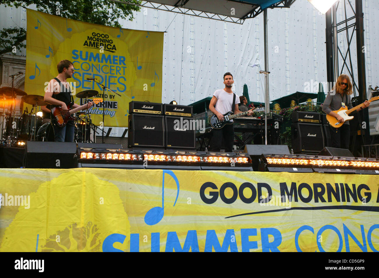 Maroon 5 photos hi-res stock photography and images - Alamy