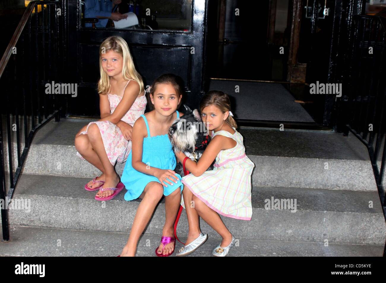 Aug. 13, 2008 - New York, New York, U.S. - EXCLUSIVE SHOOT OF LORENZO ...