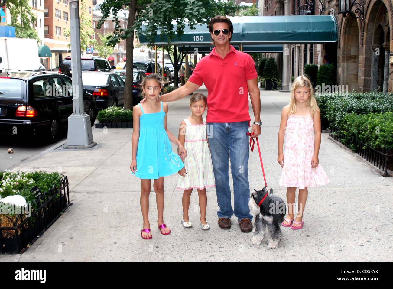 Aug. 13, 2008 - New York, New York, U.S. - EXCLUSIVE SHOOT OF LORENZO ...