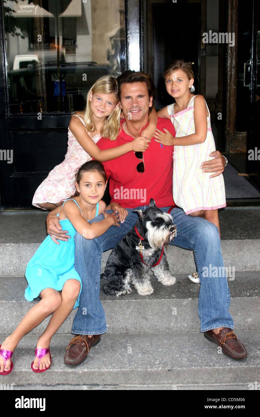 Lorenzo lamas daughters victoria alexandra hi-res stock photography and ...