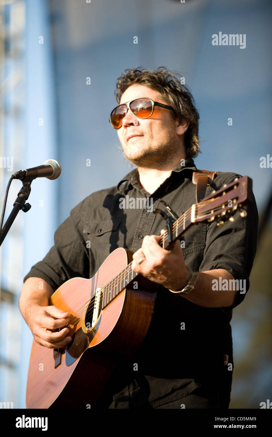 Aug 24, 2008 - San Francisco, California, USA - Singer and guitarist ...