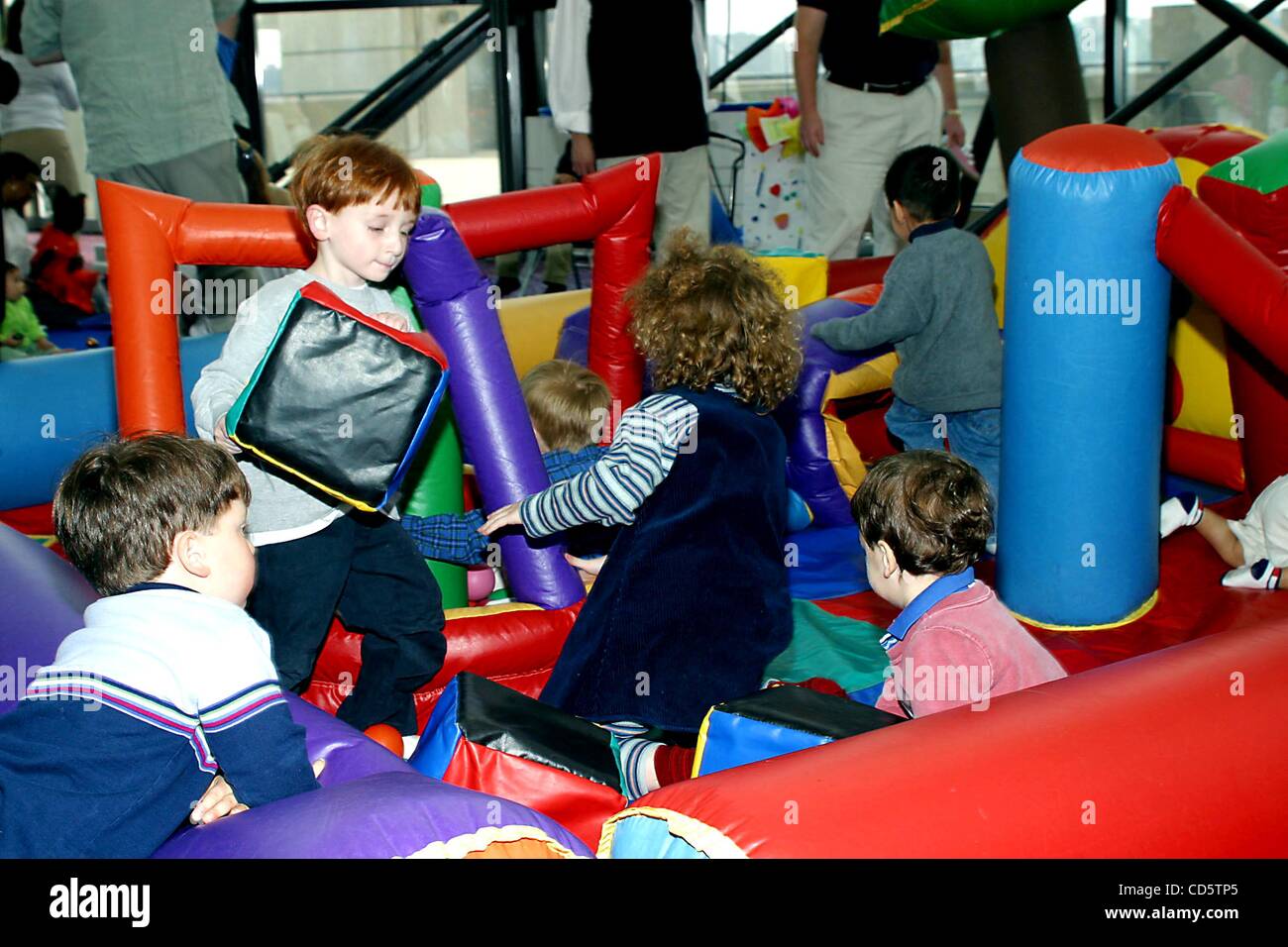 May 2, 2003 - New York, New York, U.S. - K30399RM SD0504.CHILDREN'S ...