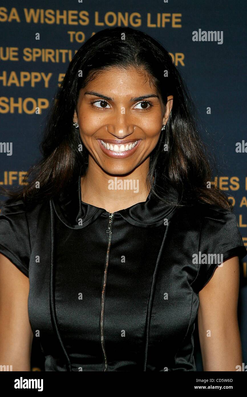 May 9, 2003 - New York, New York, U.S. - K30567RM SD0509.BISHOP EDDIE L ...