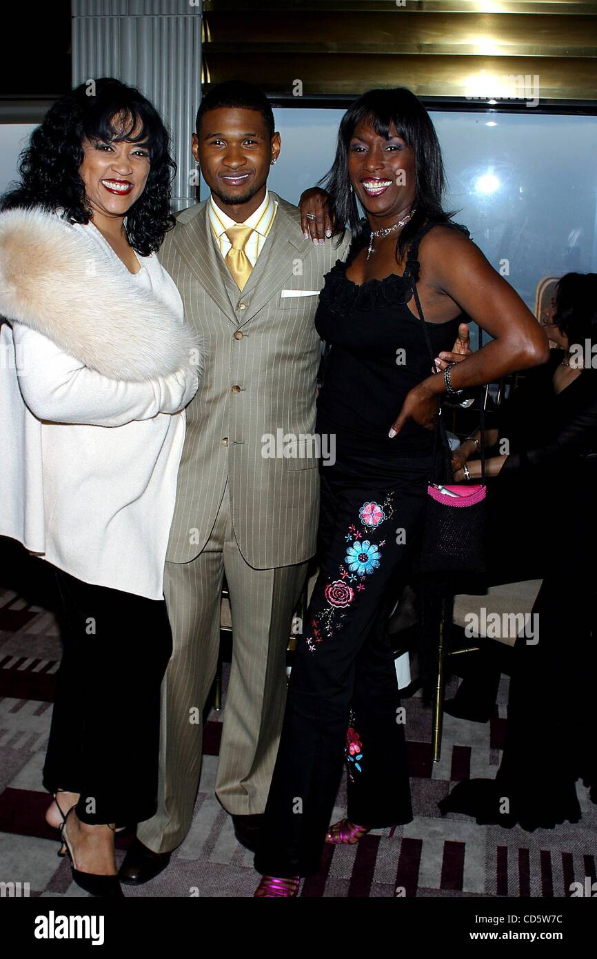 Bishop eddie long hi-res stock photography and images - Alamy