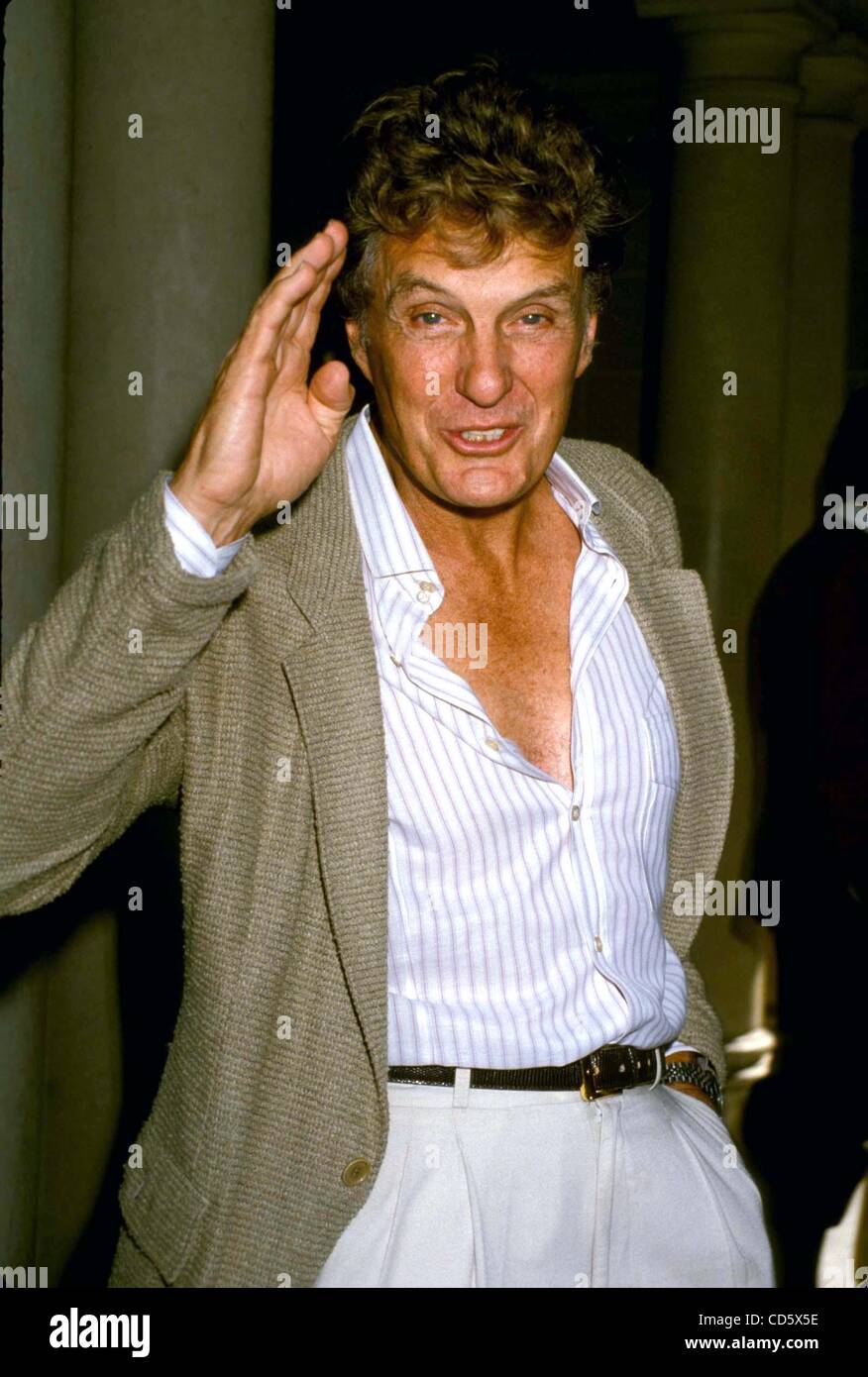May 15, 2003 - Hollywood, California, U.S. - I1137PR. / / ROBERT STACK ...