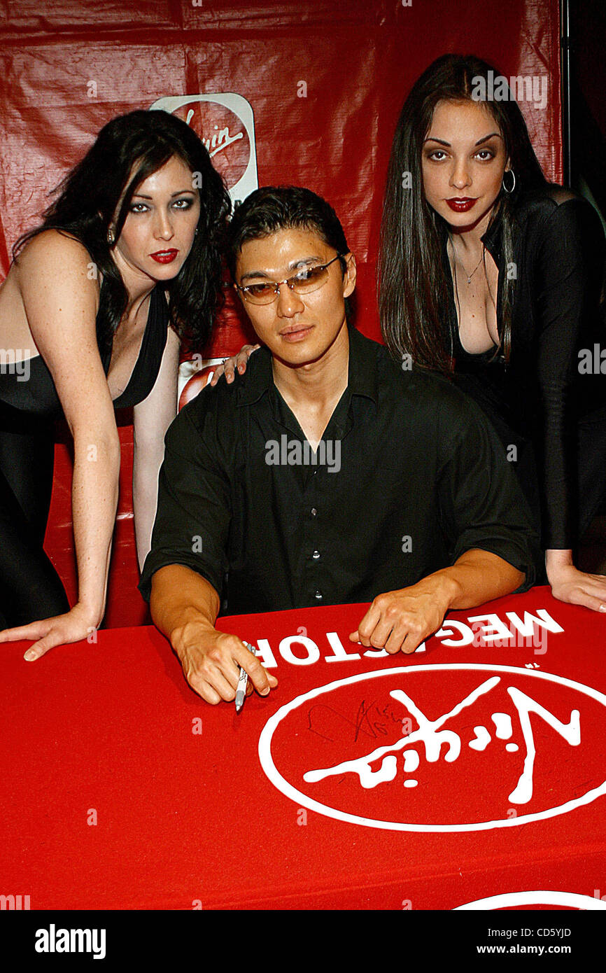 June 3, 2003 - New York, New York, U.S. - K30982RM SD0603.RICK YUNE IN ...