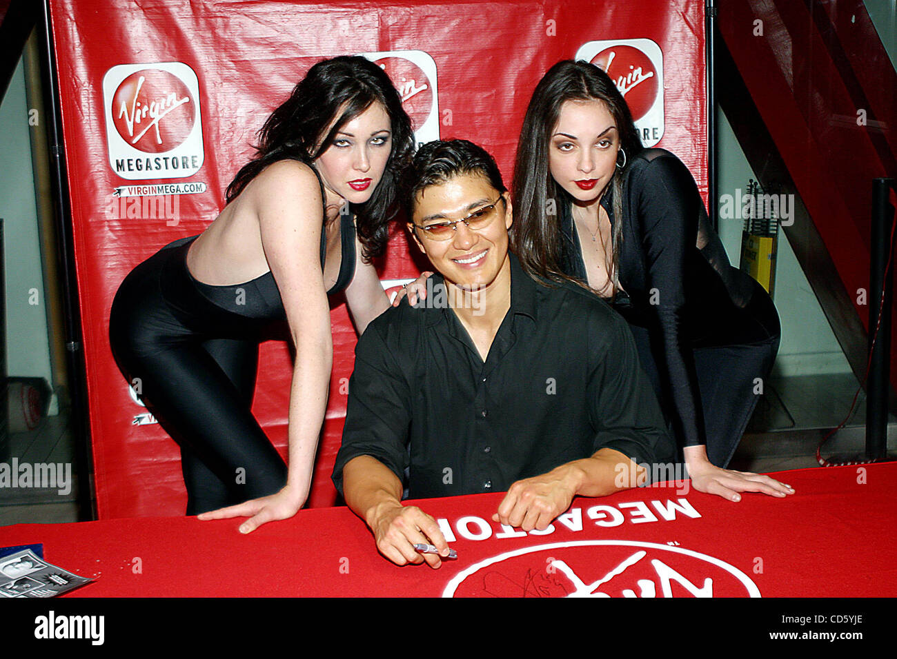June 3, 2003 - New York, New York, U.S. - K30982RM SD0603.RICK YUNE IN ...