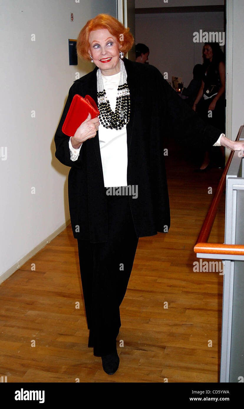 June 5, 2003 - New York, New York, U.S. - K31008JBU SD0605.PRATT ...