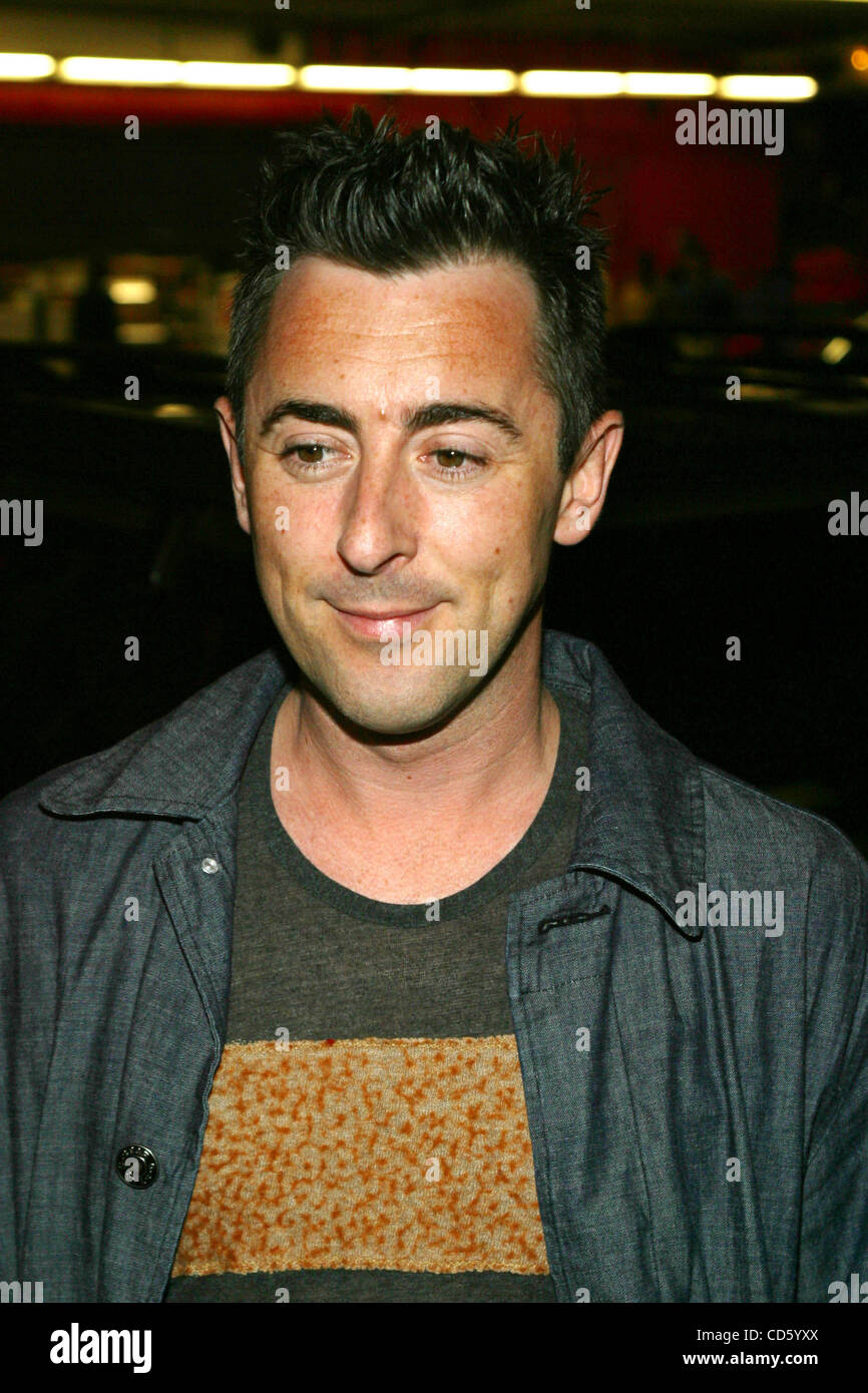 June 5, 2003 - New York, New York, U.S. - K31027RM.ALAN CUMMING ON WEST ...