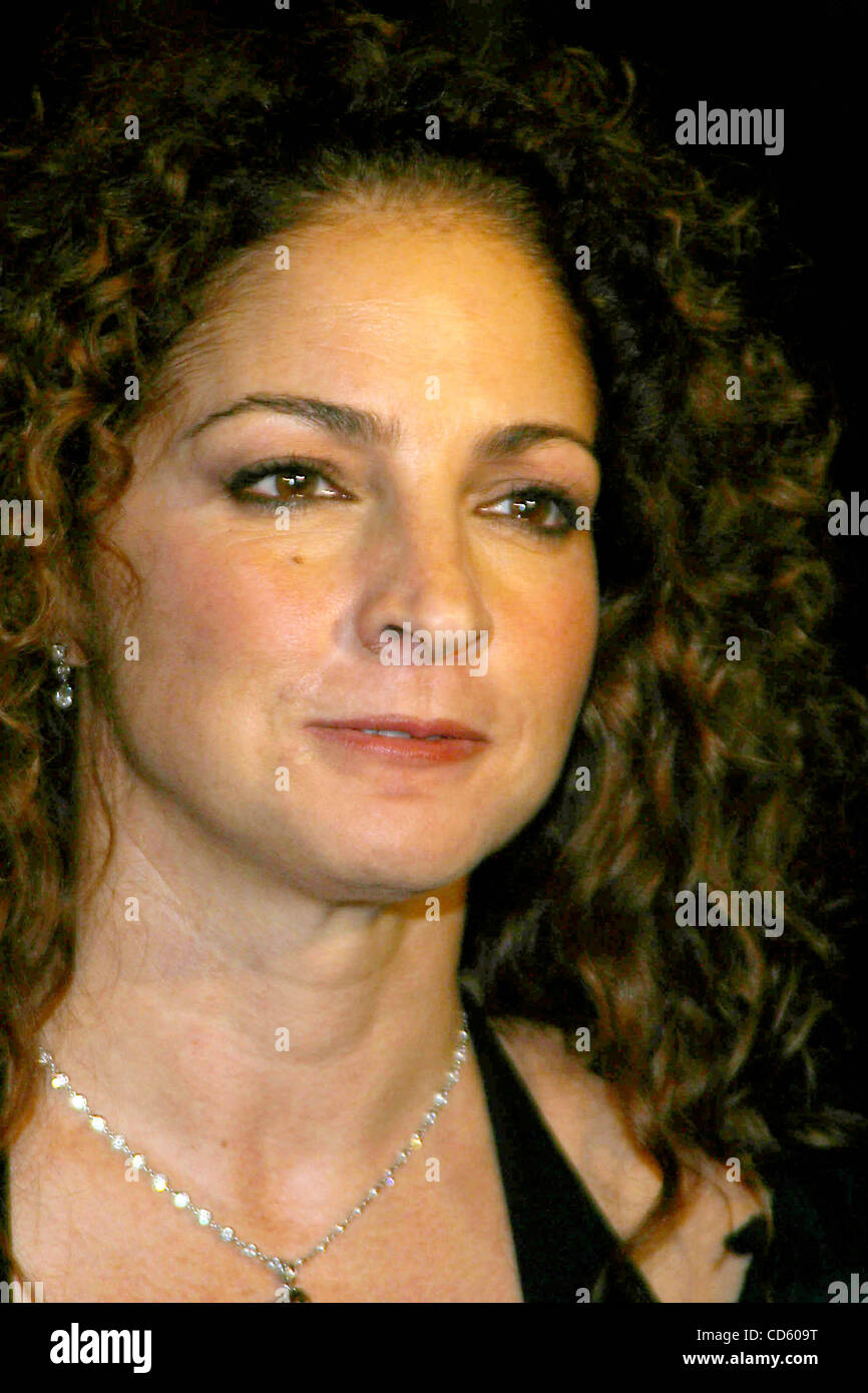 June 9, 2003 - New York, New York, U.S. - K31138RM SD0611.PARTY AT ...