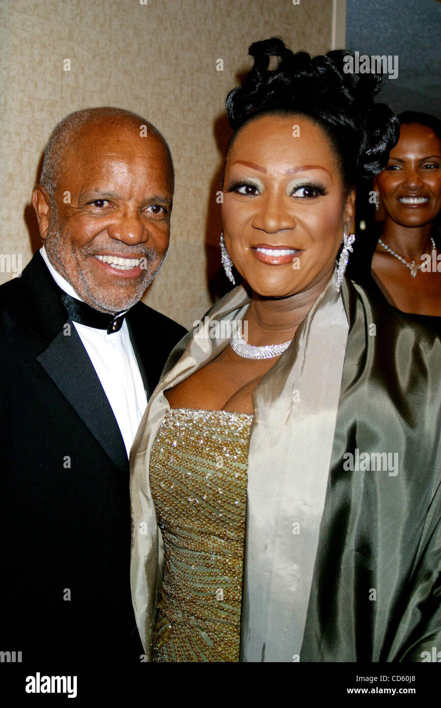 June 12, 2003 - New York, New York, U.S. - K31159JBU SD0612.SONGWRITER ...