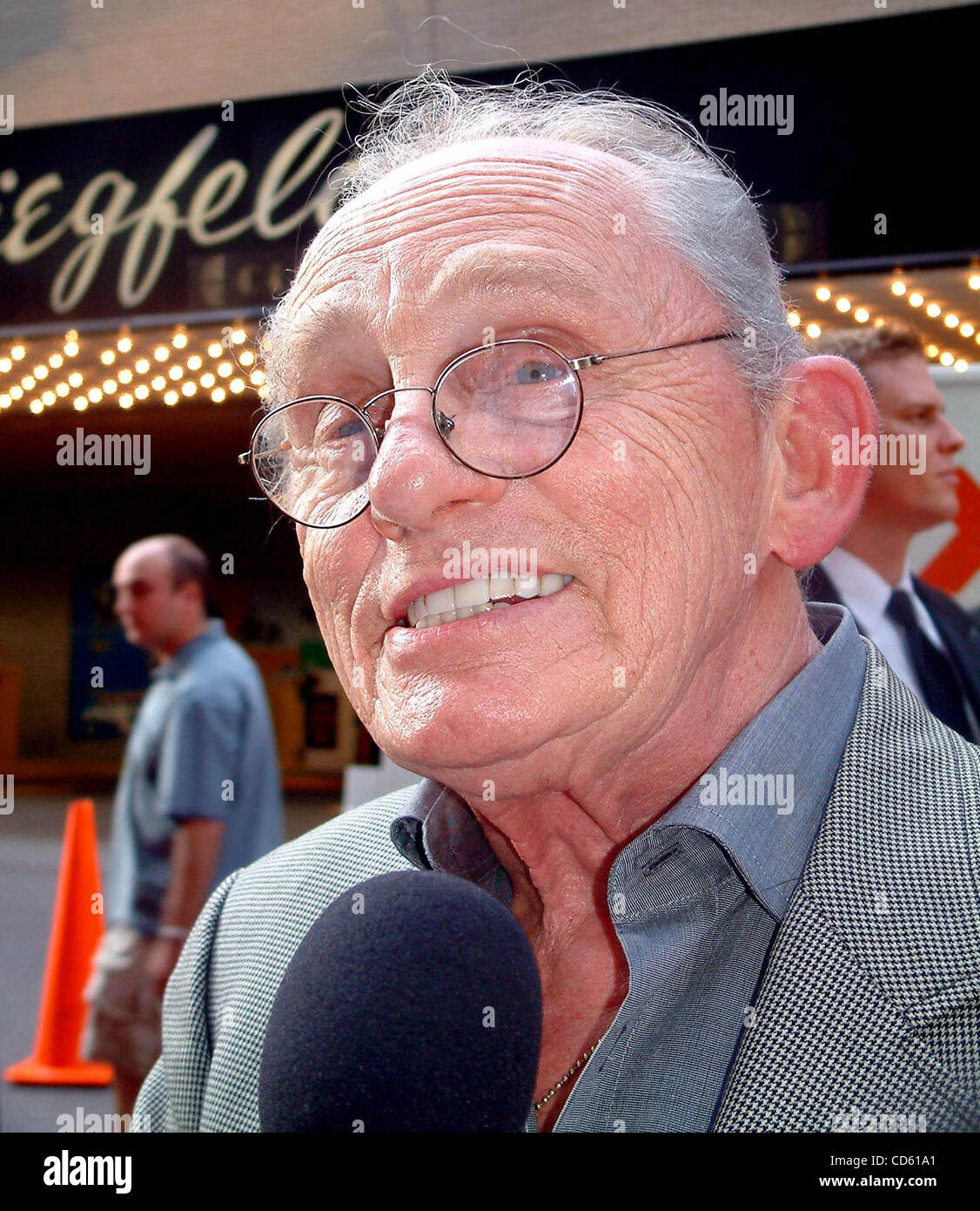 Frank gorshin hi-res stock photography and images - Alamy