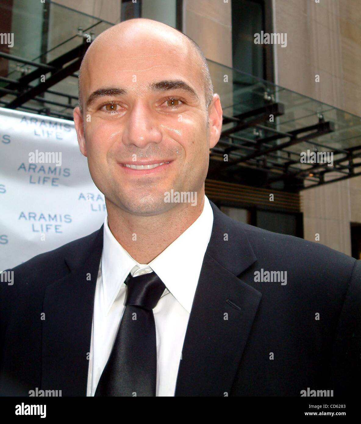 Tennis superstar andre agassi hi-res stock photography and images - Alamy