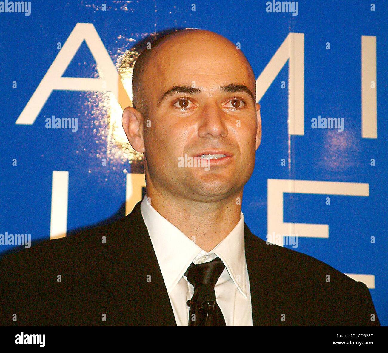 Tennis superstar andre agassi hi-res stock photography and images - Alamy
