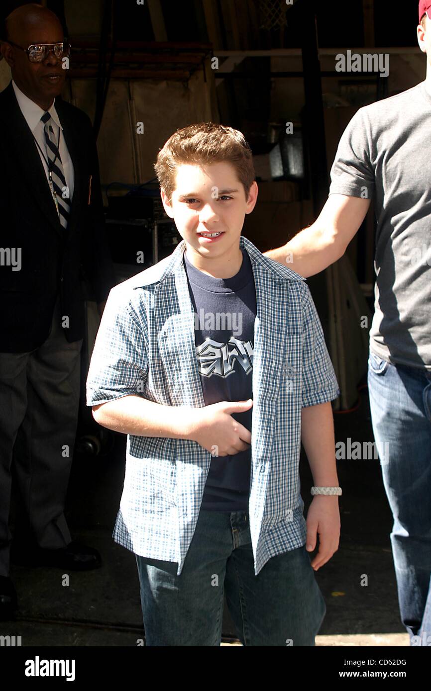 July 17, 2003 - New York, New York, U.S. - K31753RM SD0617.RYAN ...