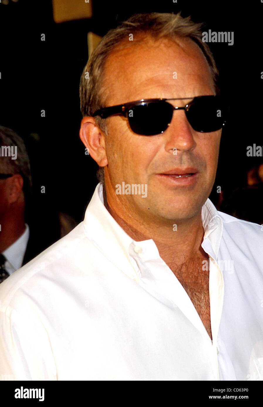 Aug. 13, 2003 - Hollywood, California, U.S. - I7883.OPEN RANGE PREMIERE ...