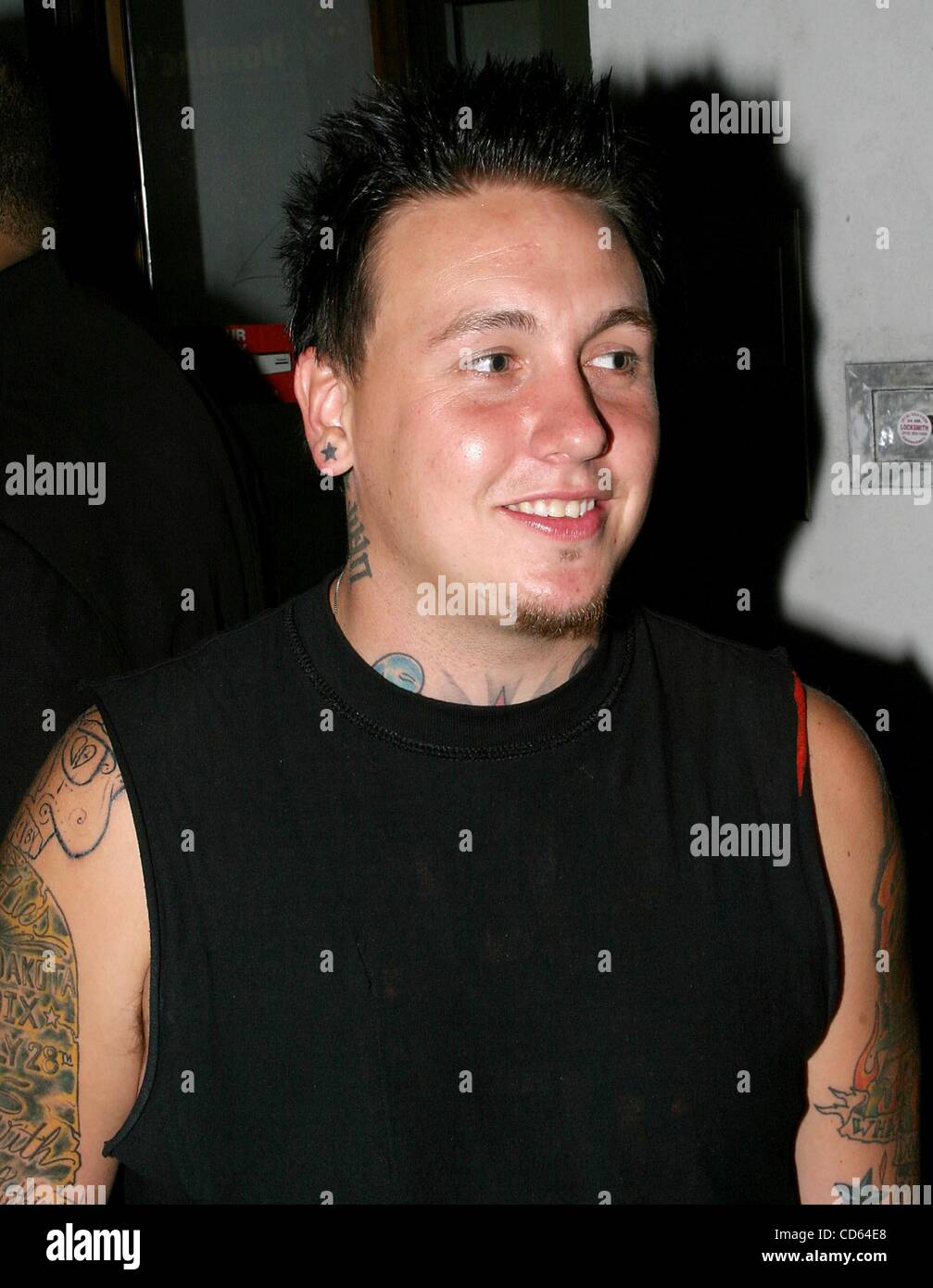 Aug. 27, 2003 - New York, New York, U.S. - K32457RM .JUSTIN TIMBERLAKE ...