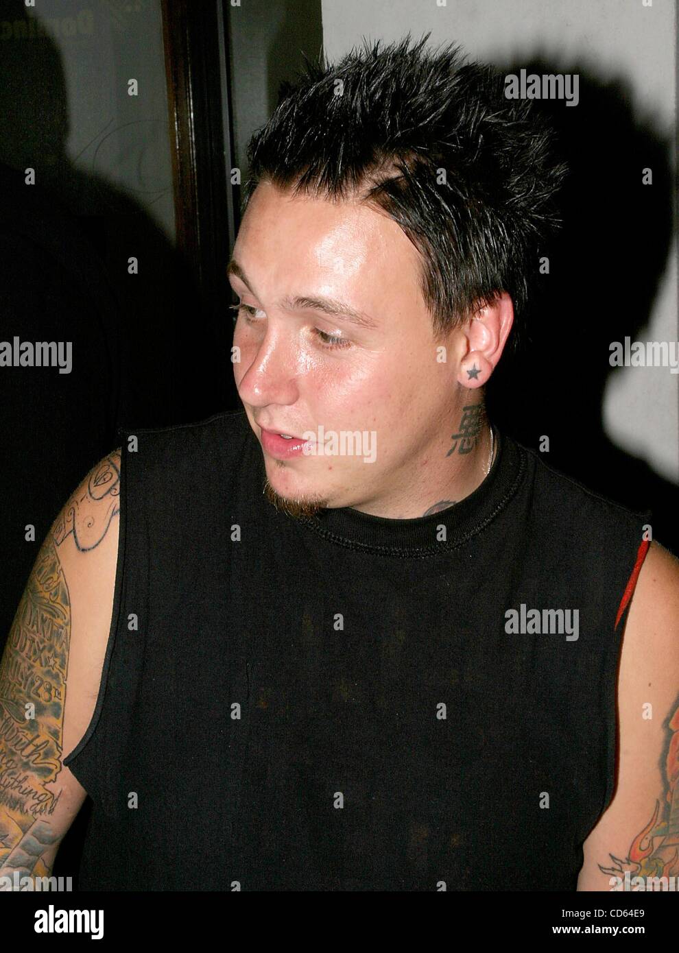 Aug. 27, 2003 - New York, New York, U.S. - K32457RM .JUSTIN TIMBERLAKE ...