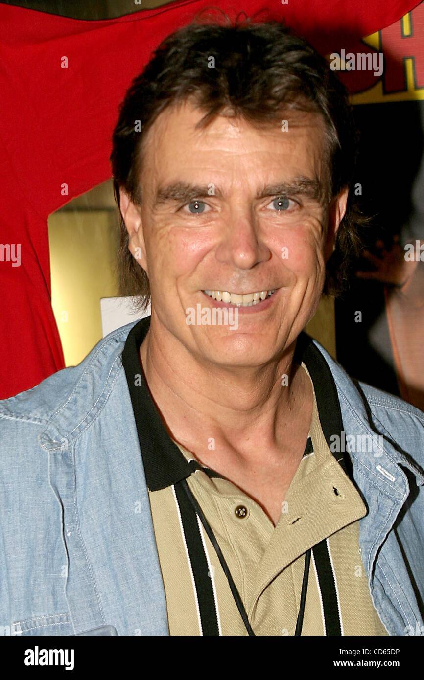 Sept. 5, 2003 - New York, New York, U.S. - K32595RM.BIG APPLE COMIC ...