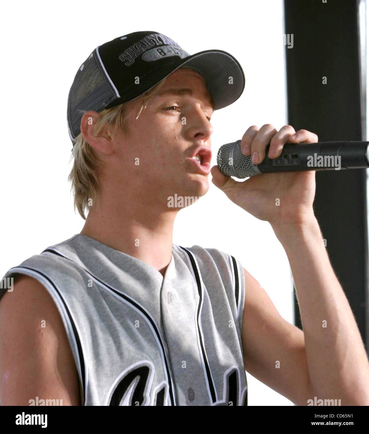 Nick carter 2003 hi-res stock photography and images - Alamy