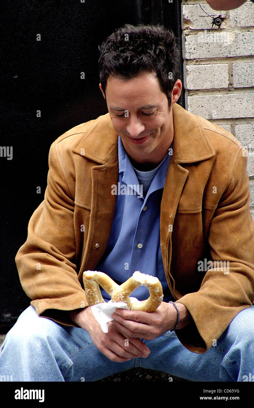 Julie bowen ed tom cavanaugh hi-res stock photography and images - Alamy