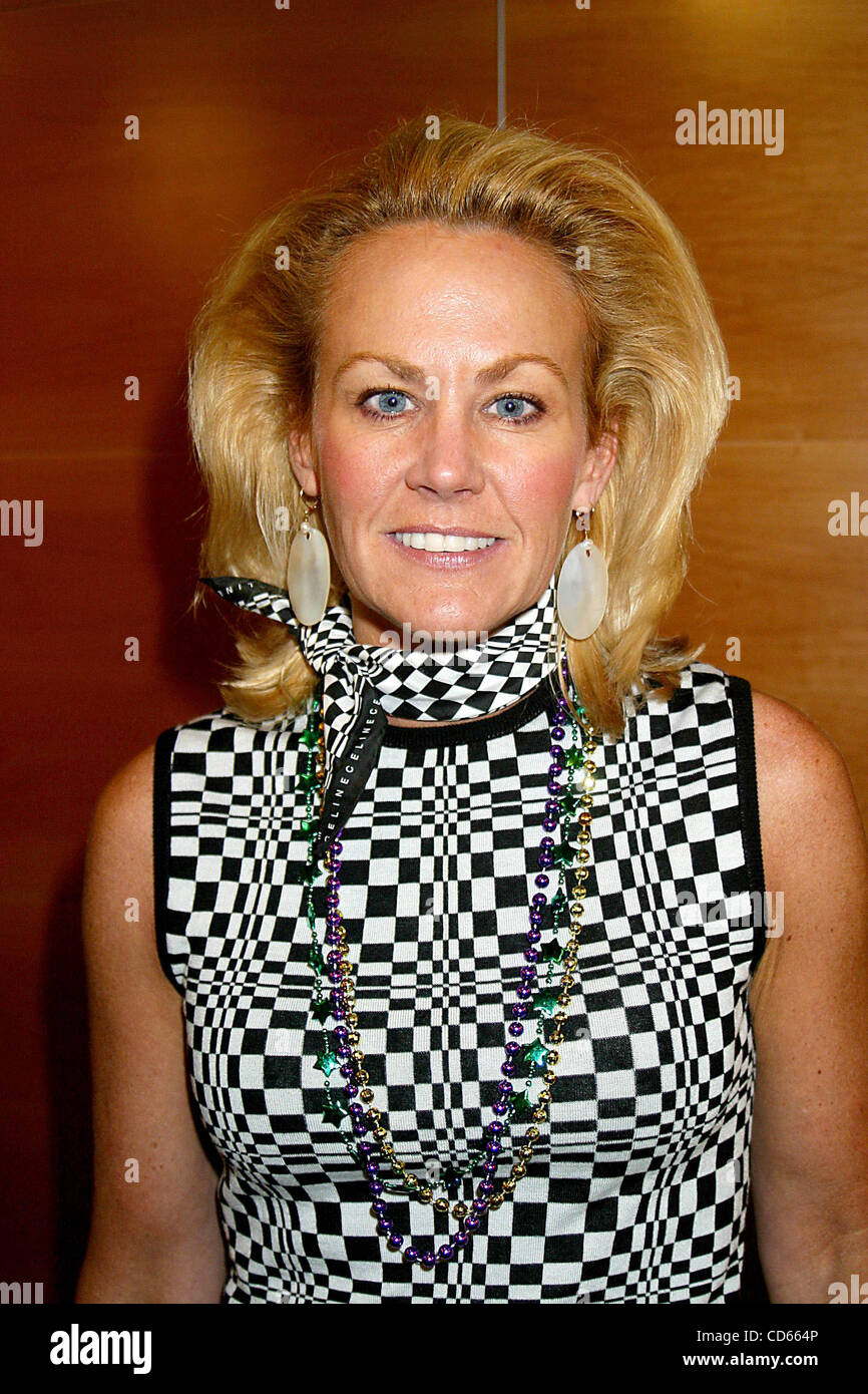 Muffie hi-res stock photography and images - Alamy