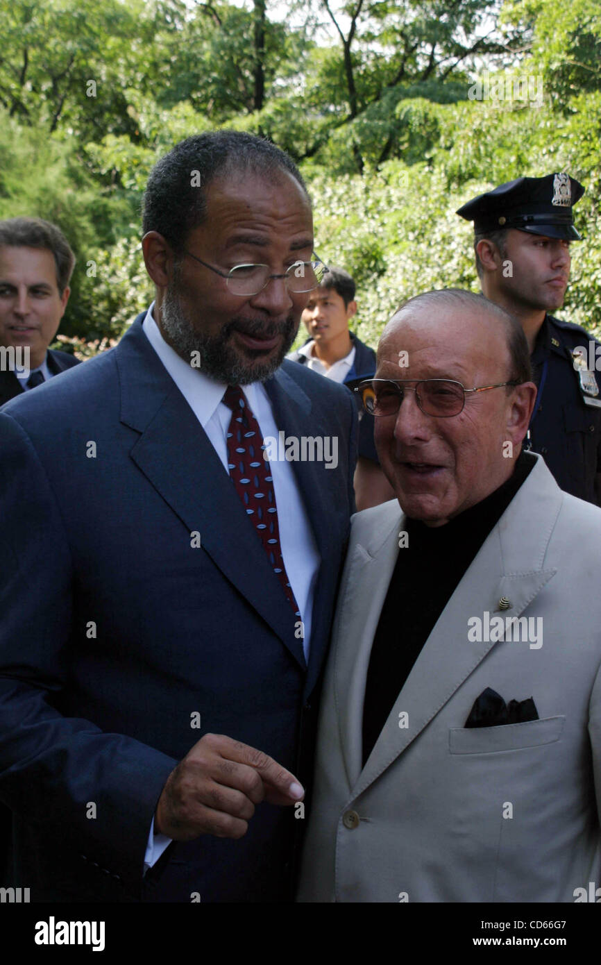 Sept. 12, 2003 - New York, New York, U.S. - K32731RM .MAYOR MICHAEL ...