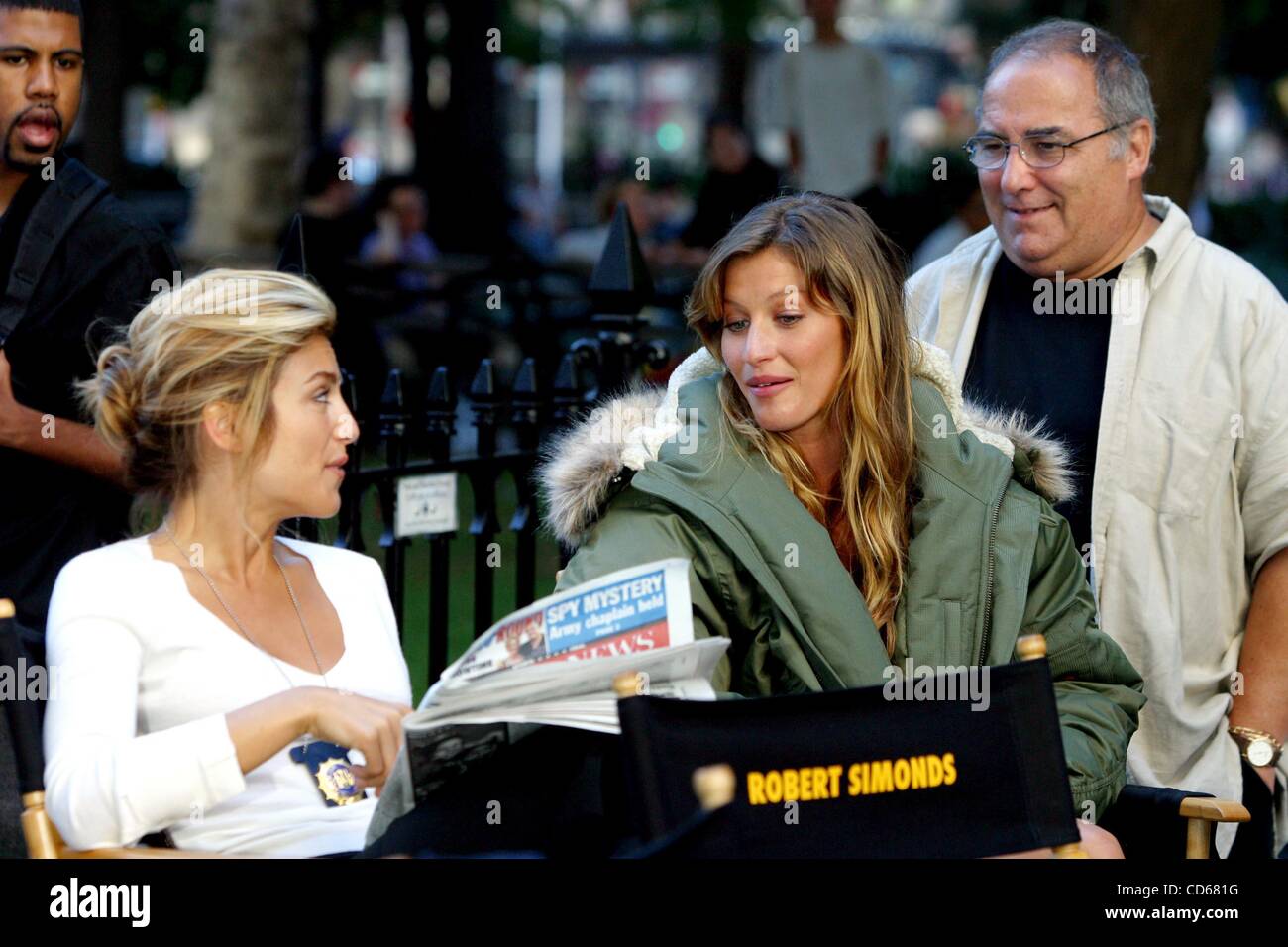 Jennifer esposito 2003 hi-res stock photography and images - Alamy